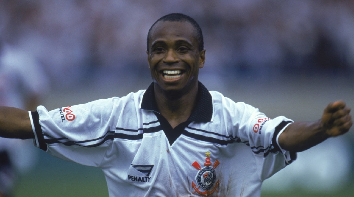 Todos os títulos conquistados por Edílson no Corinthians