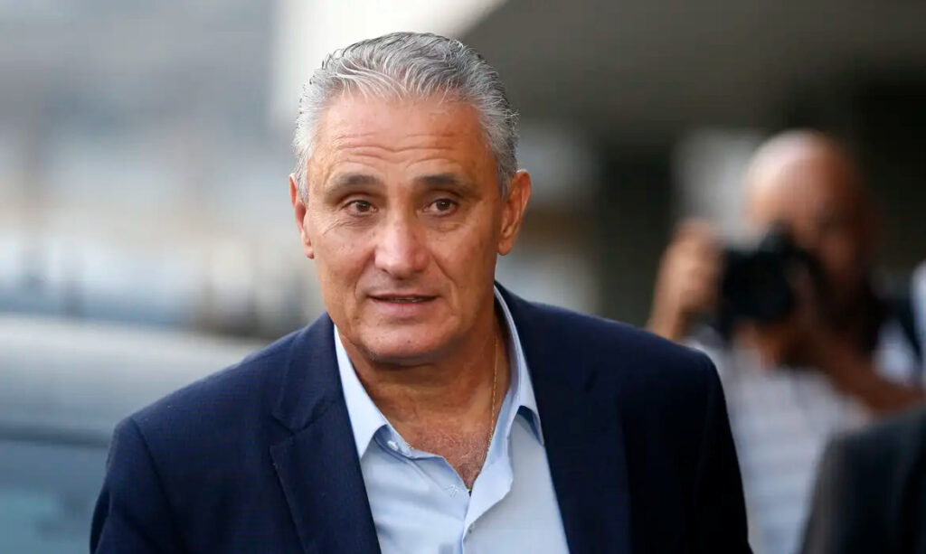 Tite assinou por três temporadas e confirmou retorno ao Corinthians