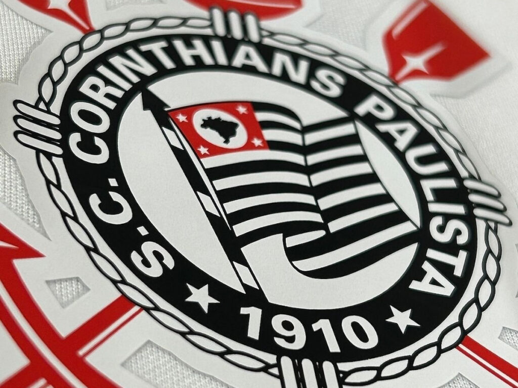 Corinthians se torna primeiro clube brasileiro a fechar parceria com ...