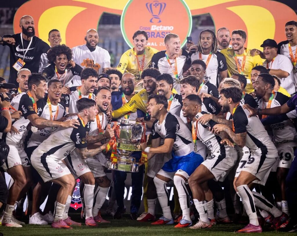 Corinthians sobe em ranking de maiores campeões da Copa do Brasil após ...