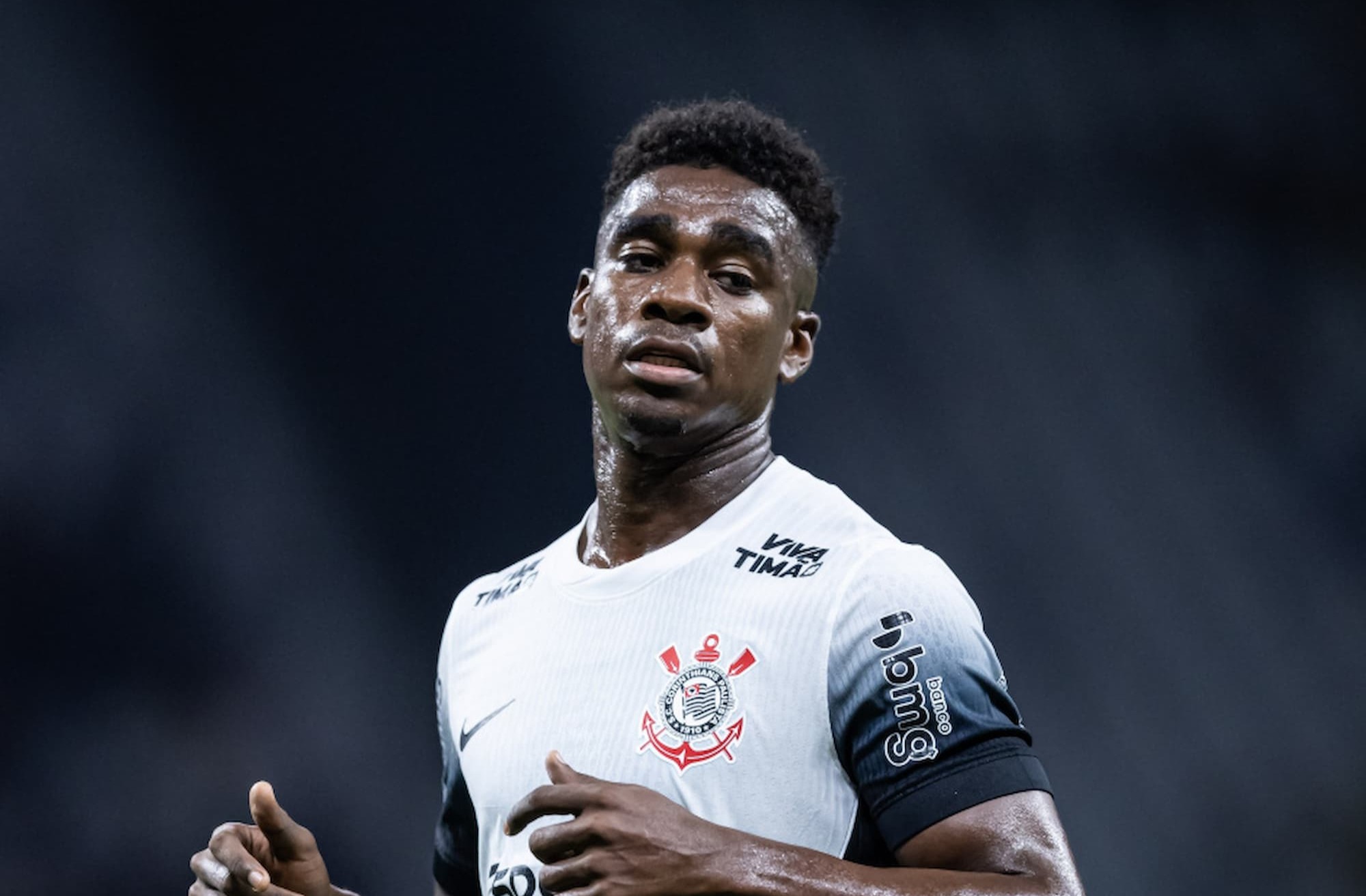 O grande empecilho do Corinthians para liberar Félix Torres